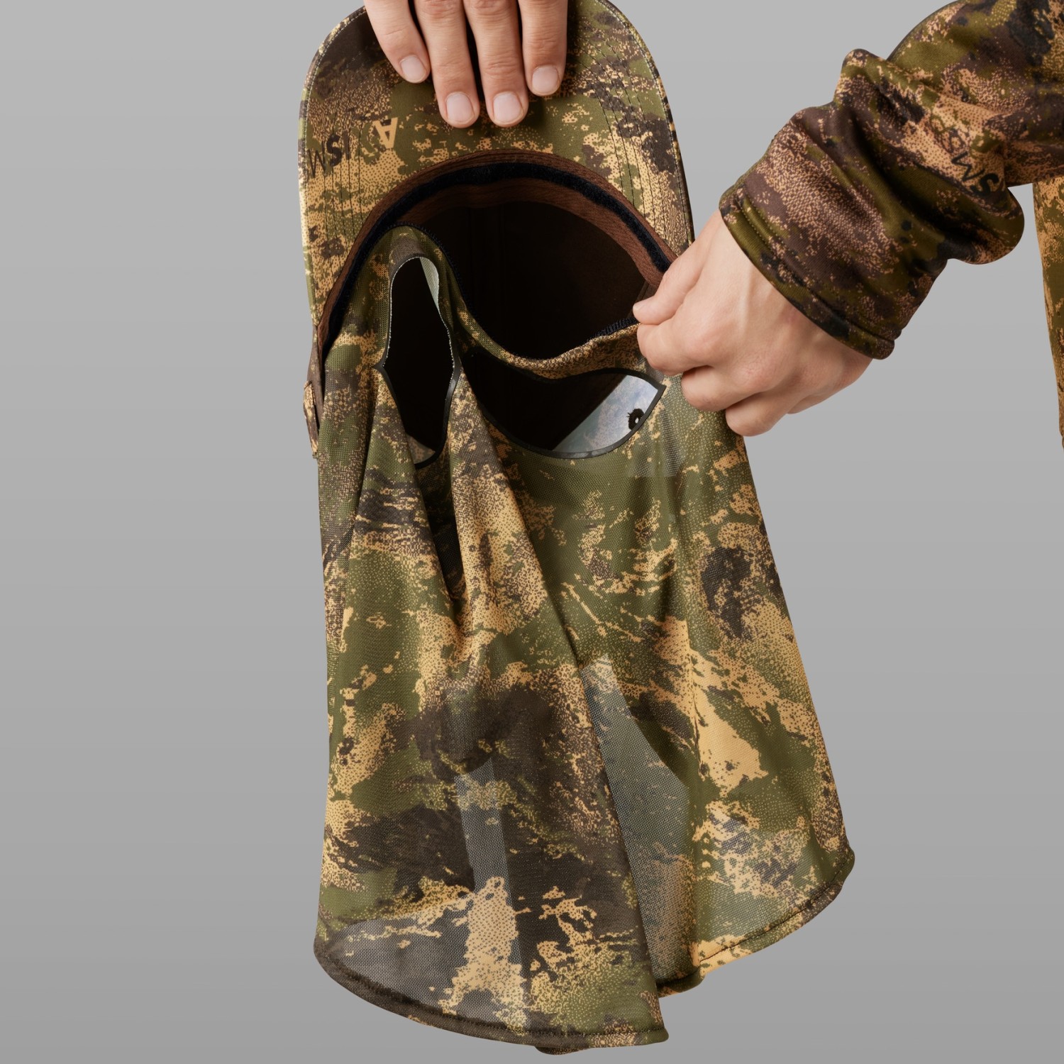 Sapca HARKILA Deer Stalker Camo W/Mesh (1801150)